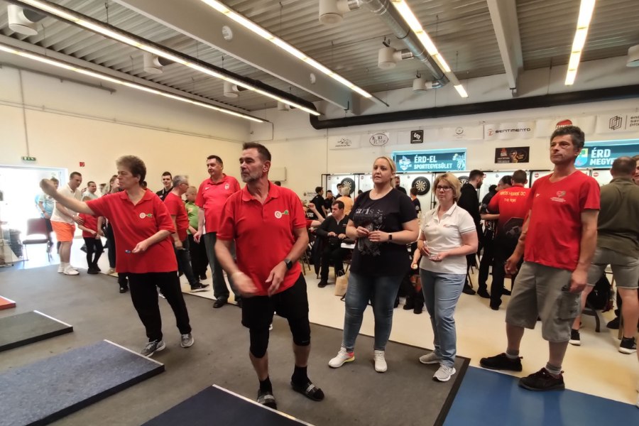 Darts verseny az érdi arénában - Magyar Szervátültetettek Szövetsége